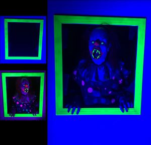 CLOWN WINDOW JUMPER : Poison Props Animatronic Prop